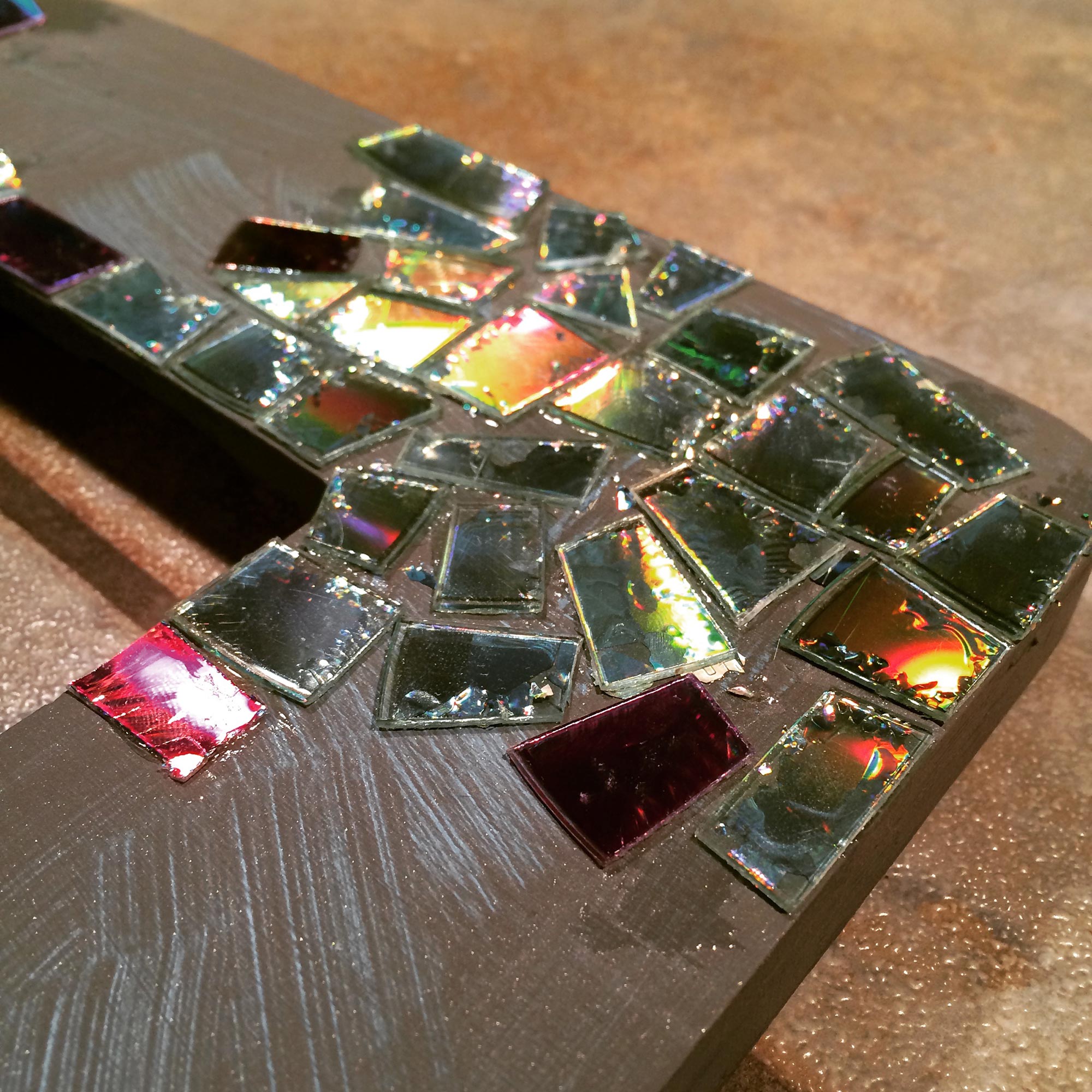 DIY: Mosaic thrift frame | Crafting with Crap